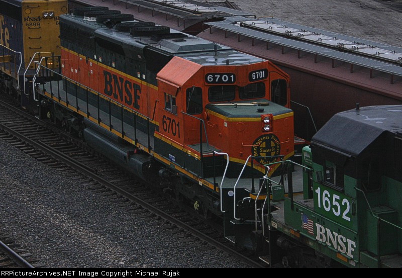 BNSF 6701